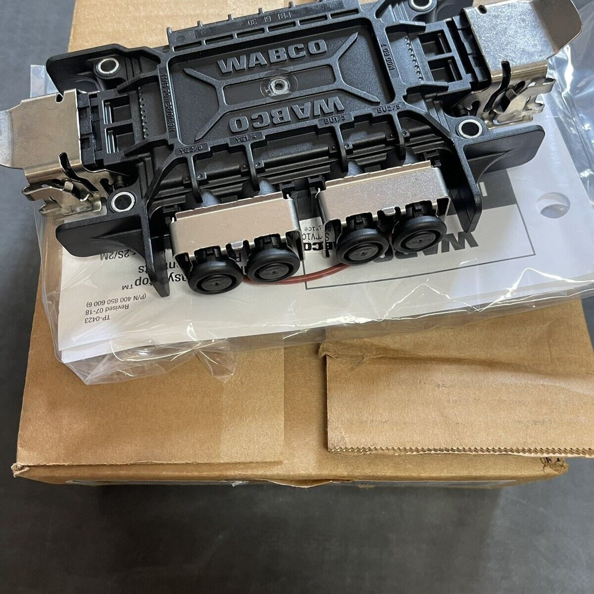 4008506010 | Wabco ABS Modulator Valve 2S/2M 4S/2M 4S/3M)