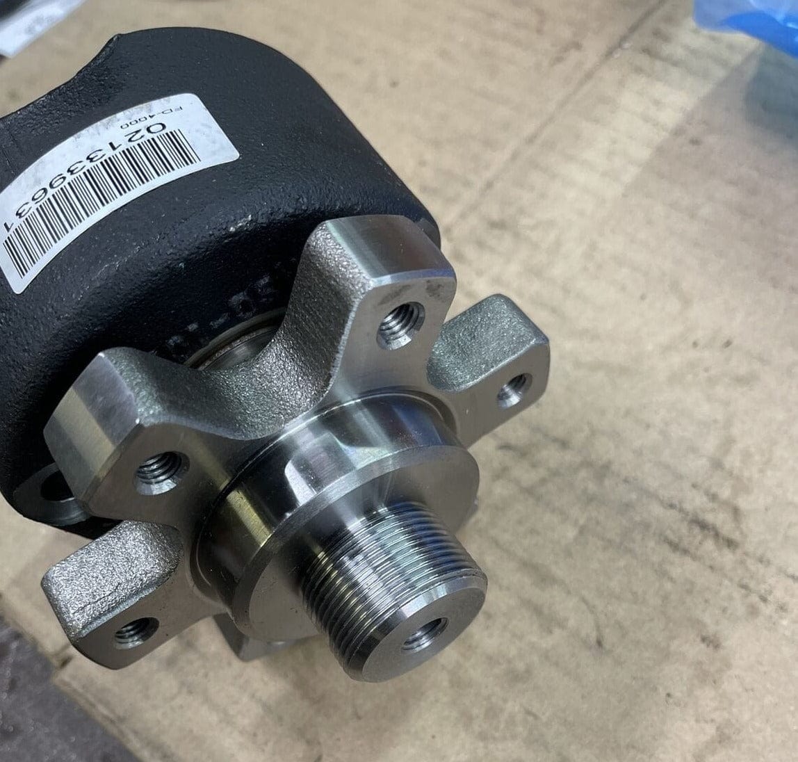P/N: 1825509C93 | Genuine International® Fan Bearing Housing