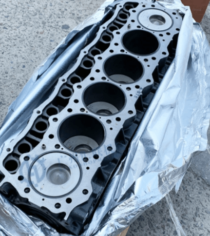 P/N: ME996404 | Genuine Mitsubishi® Cylinder Block Crankcase 6D14