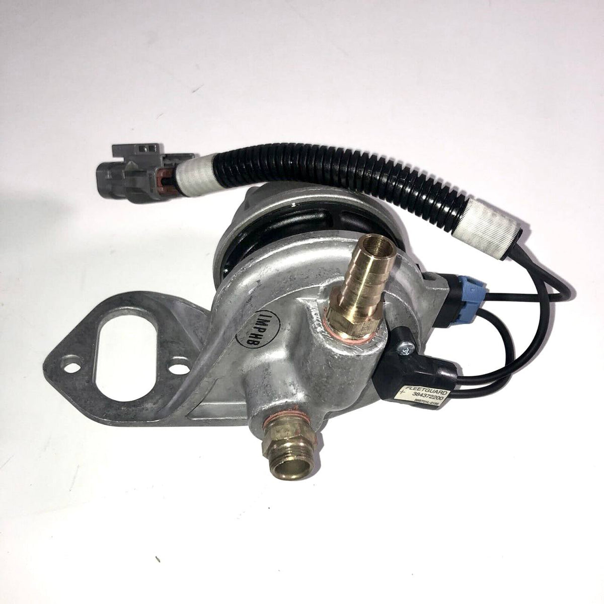 P/N: 3843721 | Genuine Cummins® Fuel Preheater / Strainer Cummins 12V