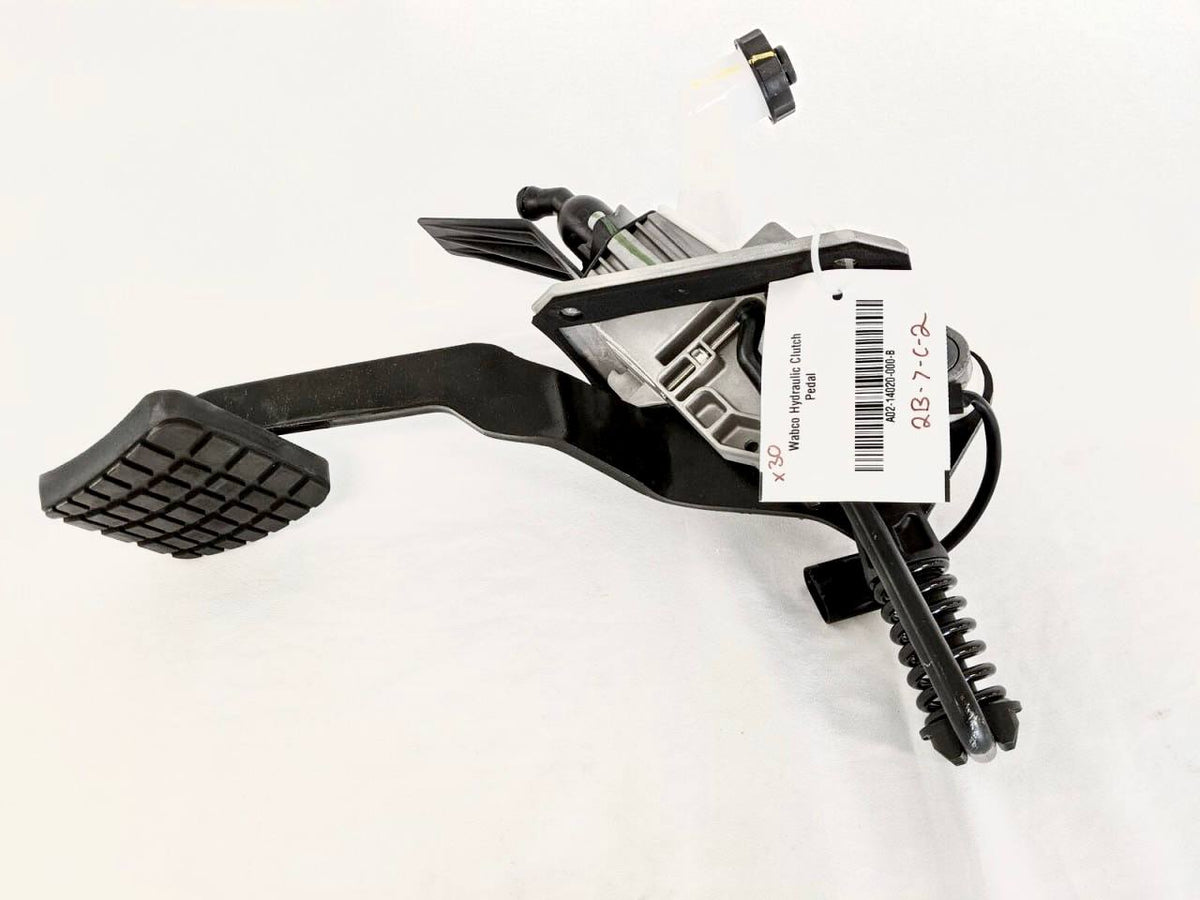 P/N: 9650010580 | Genuine Wabco® Hydraulic Clutch Pedal