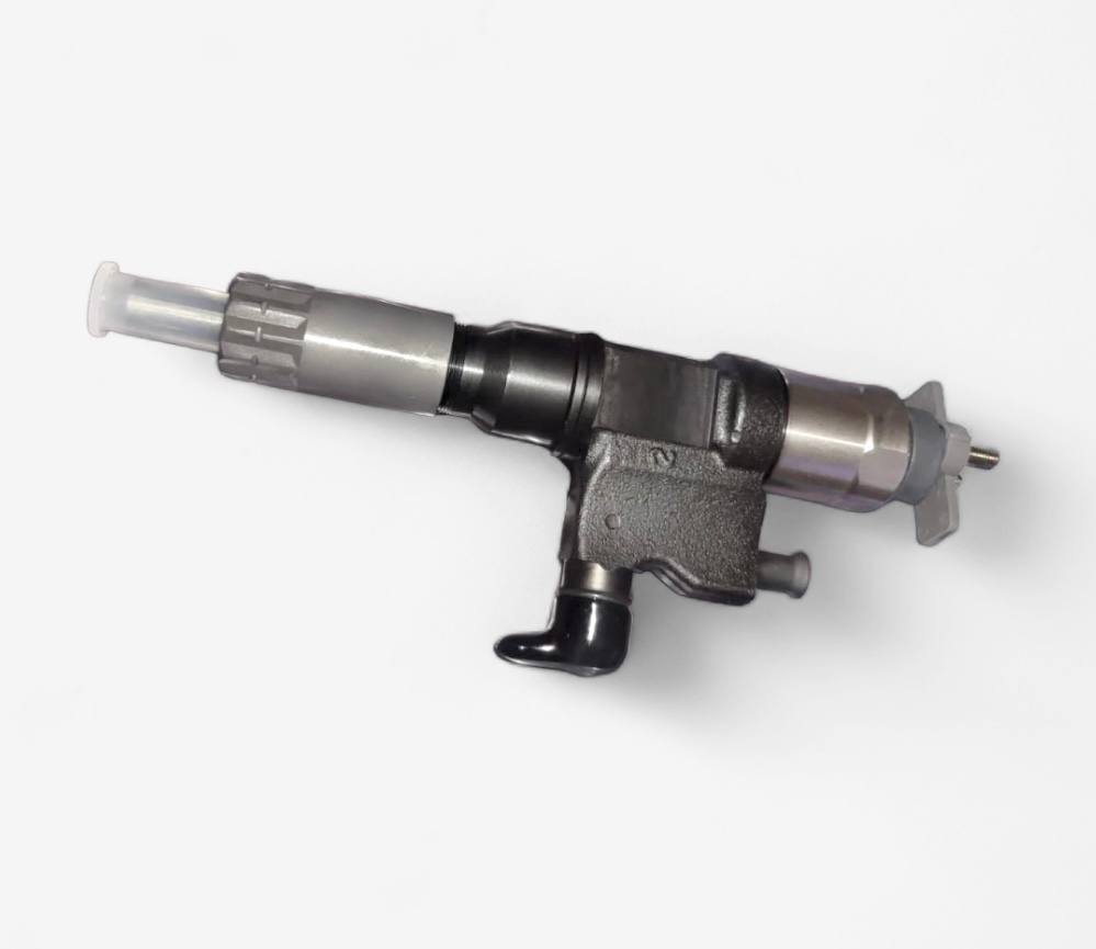 Part Number: 2901233000 | Genuine Isuzu® Common Rail Injector