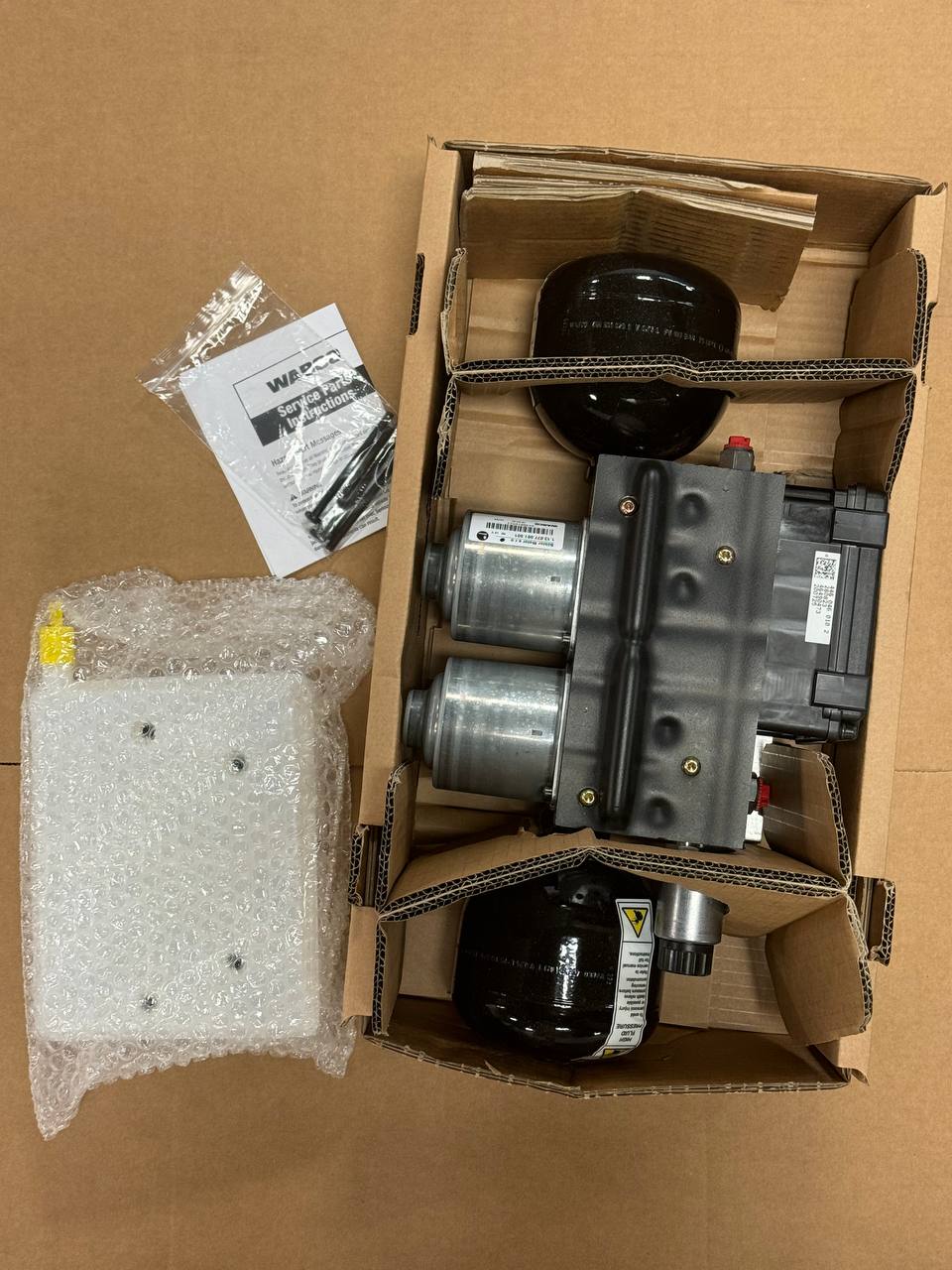 9C4Z-2C405-D | Genuine Wabco® Hydraulic Brake HCU W/ECU 8
