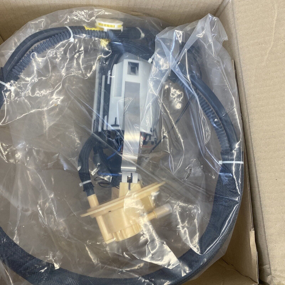 P/N: 30761745 | Genuine Volvo® Electric Fuel Pump