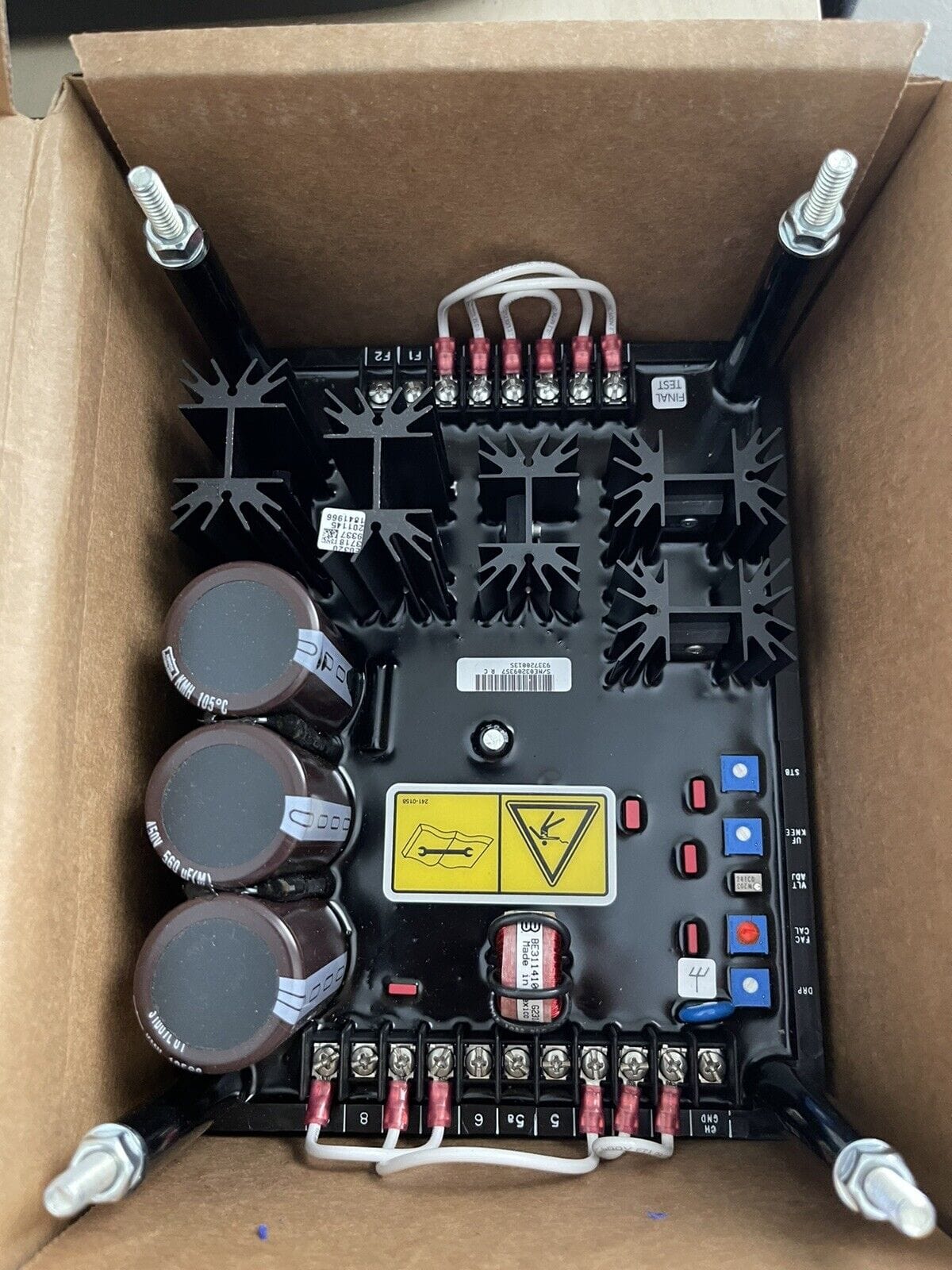 365-2076, 3652076 | Genuine Cat® VR6 Permanent Magnet Voltage Regulato