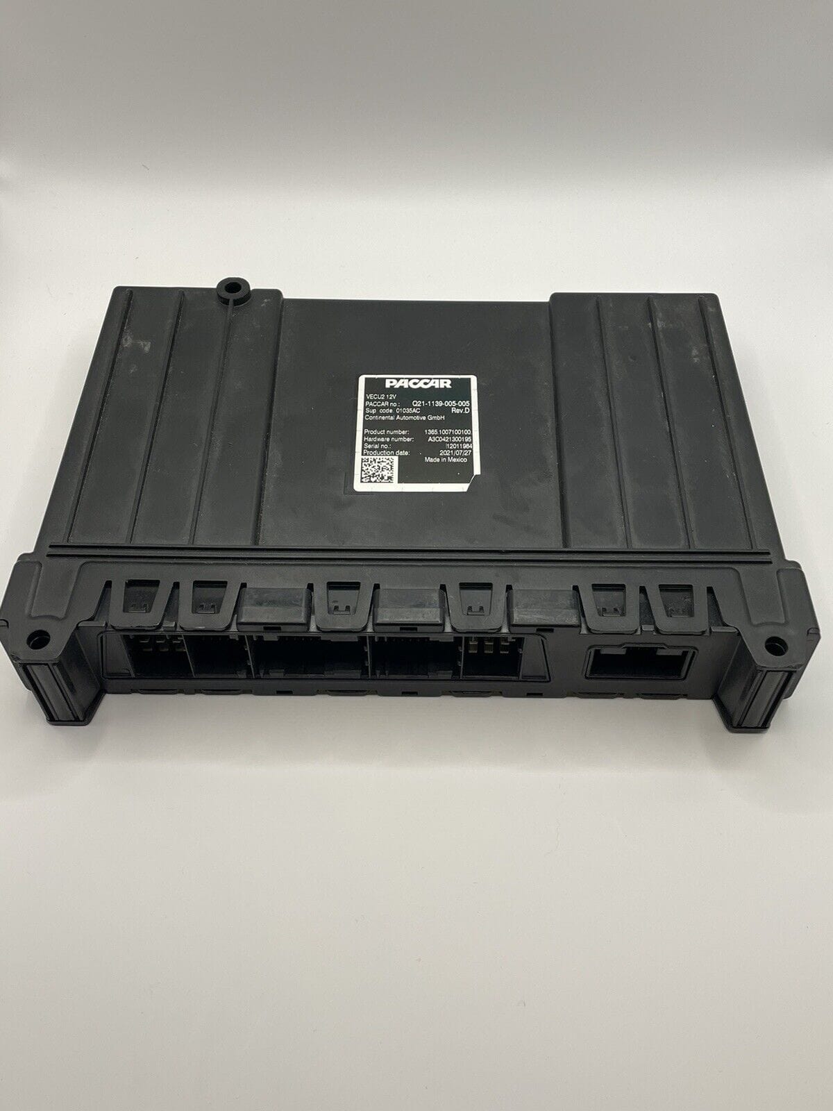 Q21-1139-019-019 | Genuine Paccar® VECU2 Cab Control Module