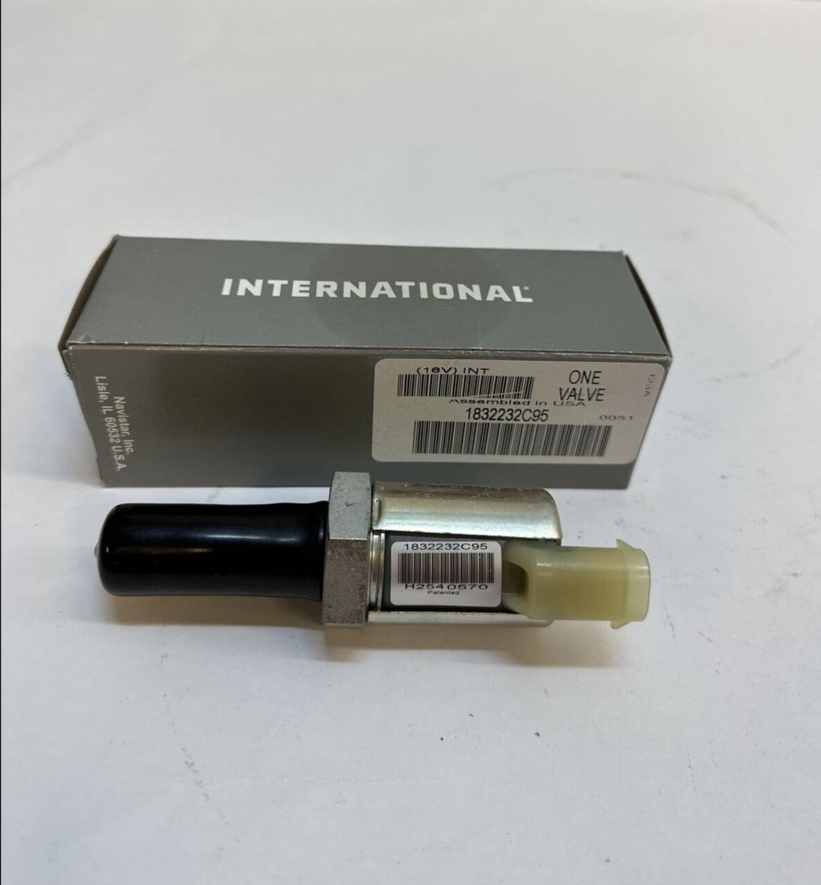 1832232C94 | Genuine International® Valve Assy, Fuel Injector Pressure