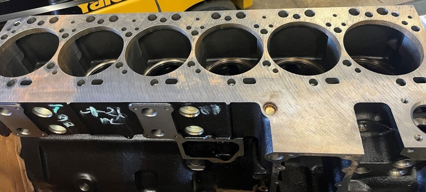 P/N: 3943404 | Genuine Cummins® Cylinder Block 3945063 for 6L / 6CT 8 ...