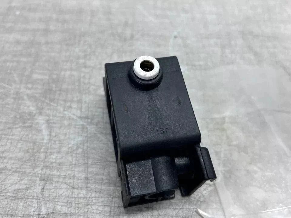 Mfr. Part Number: 4C4Z-5A743-EA by Ford® Kit Air Brake Solenoid, Air ...