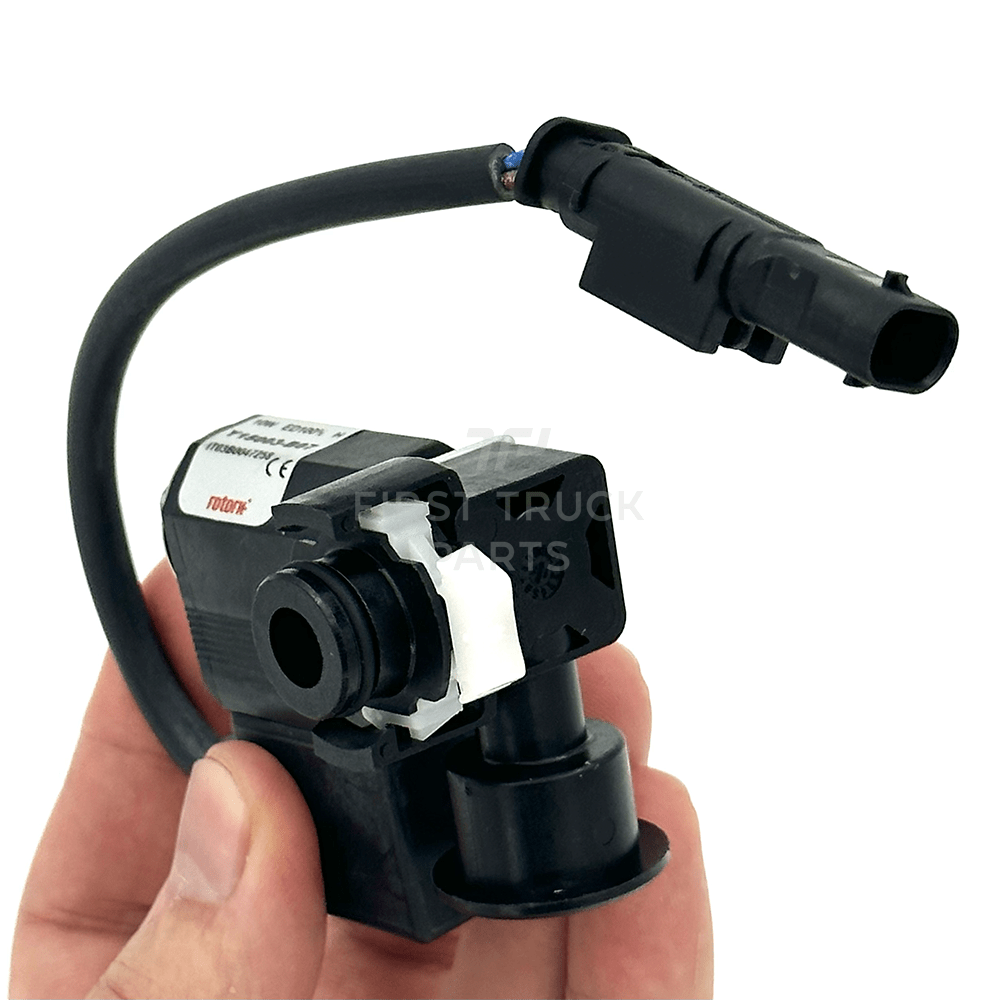 P/N: 04-28039-001 Genuine Freightliner® Valve - Solenoid
