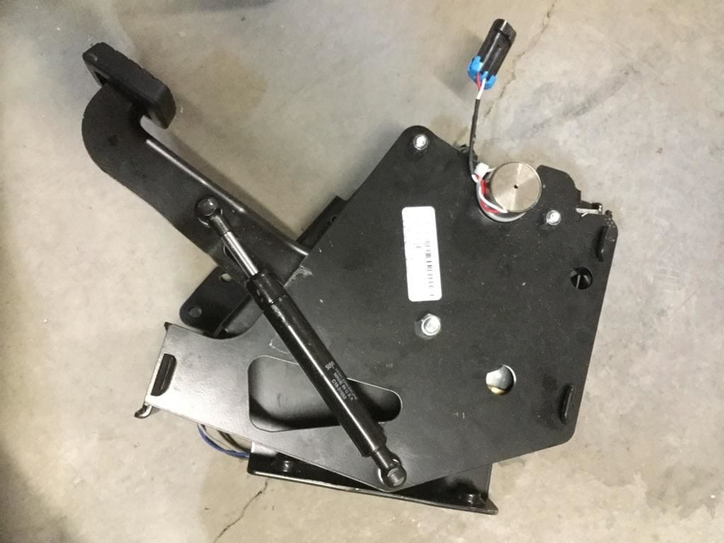 A12-27956-000 | Genuine Wabco® Hydraulic Pedal Clutch